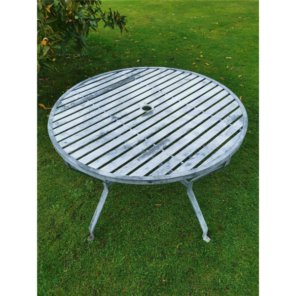 Galvanised Round Table 1m | Waterperry Gardens - Oxfordshire Garden ...